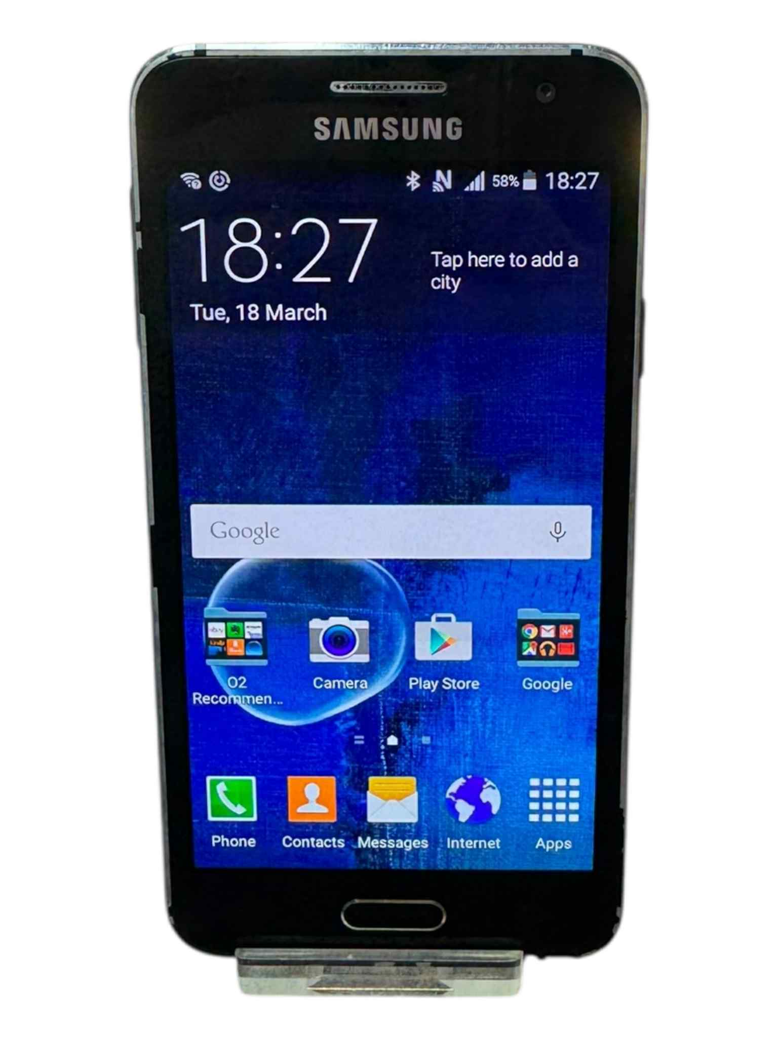 Pre-owned Samsung Galaxy A3 A310F 16GB (2016), O2 C - Own4Less